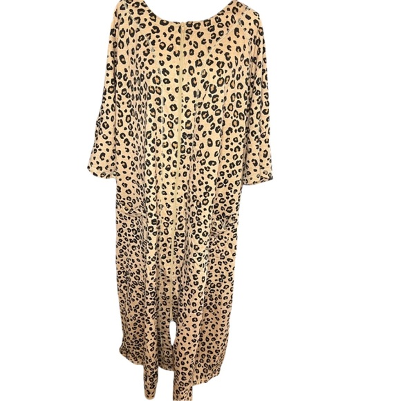 Dreams Co | Intimates & Sleepwear | Dreams Co Leopard Print Full Zip ...